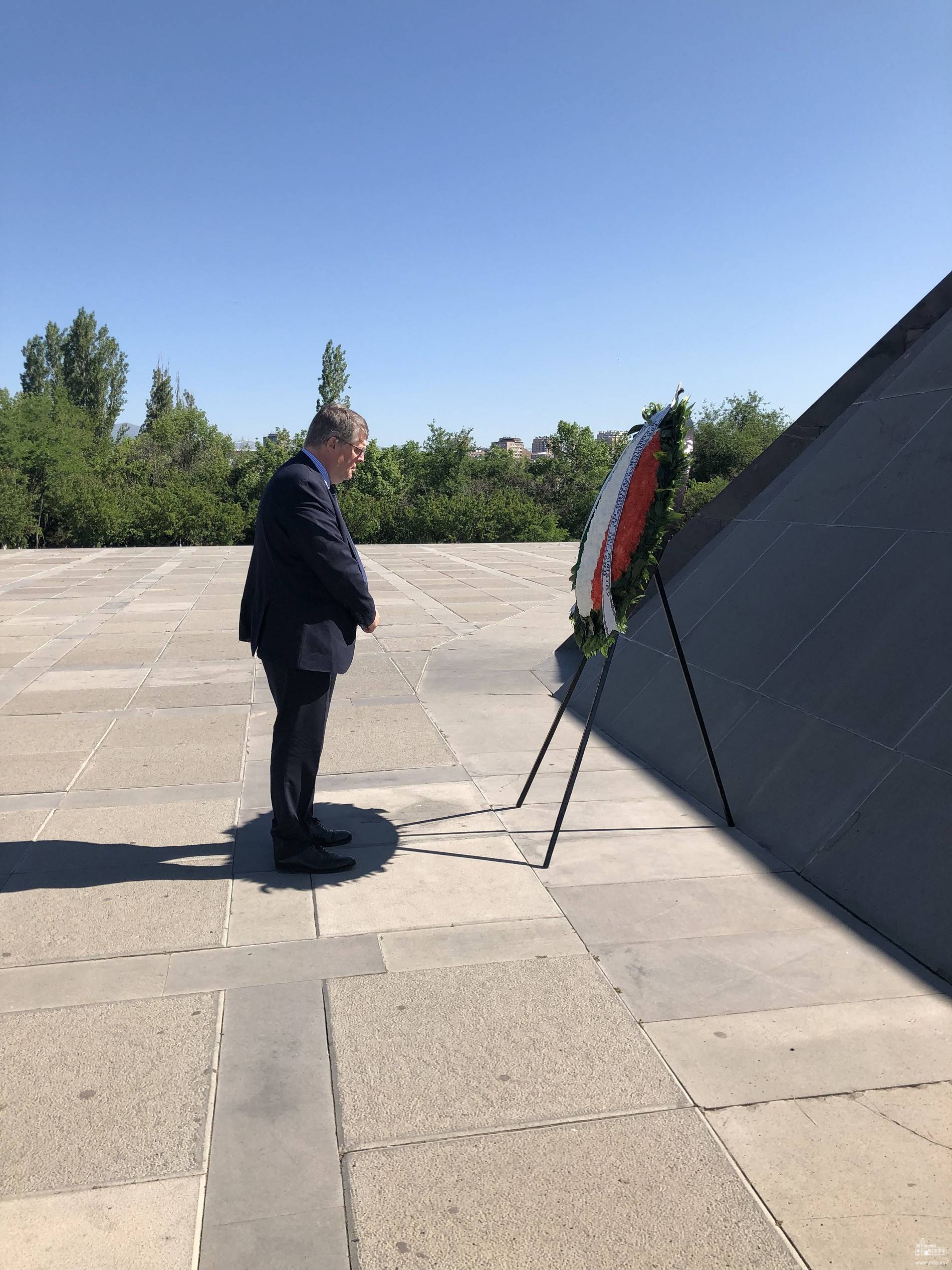 Foreign Minister of Armenia receives Rory Montgomery, the Secretary ...