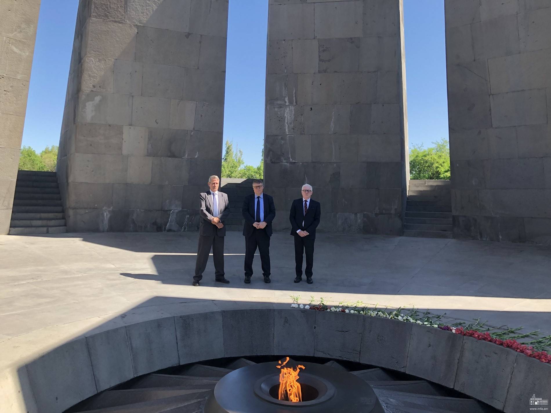 Foreign Minister of Armenia receives Rory Montgomery, the Secretary ...