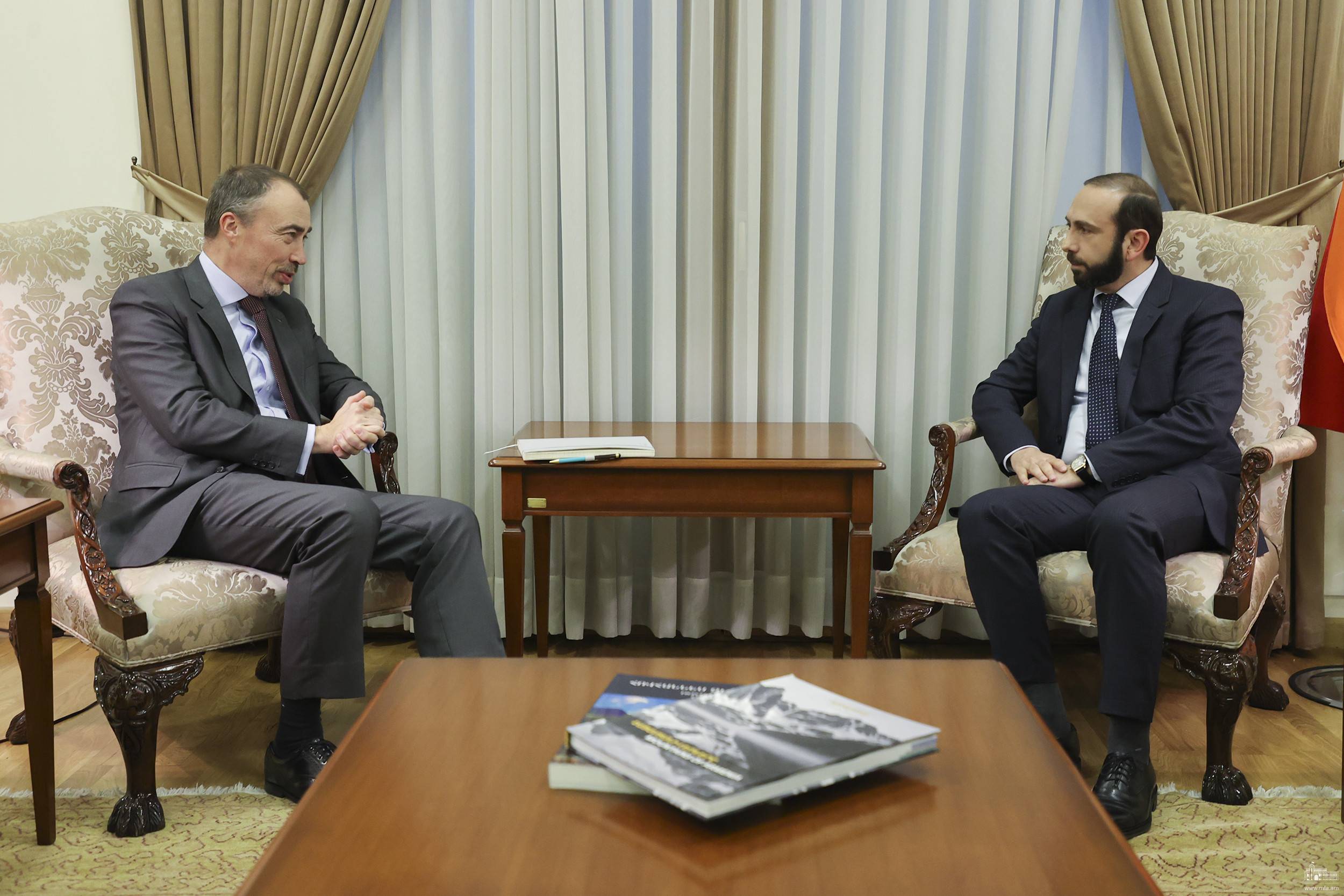 Meeting of the Minister of Foreign Affairs of Armenia and the EU ...