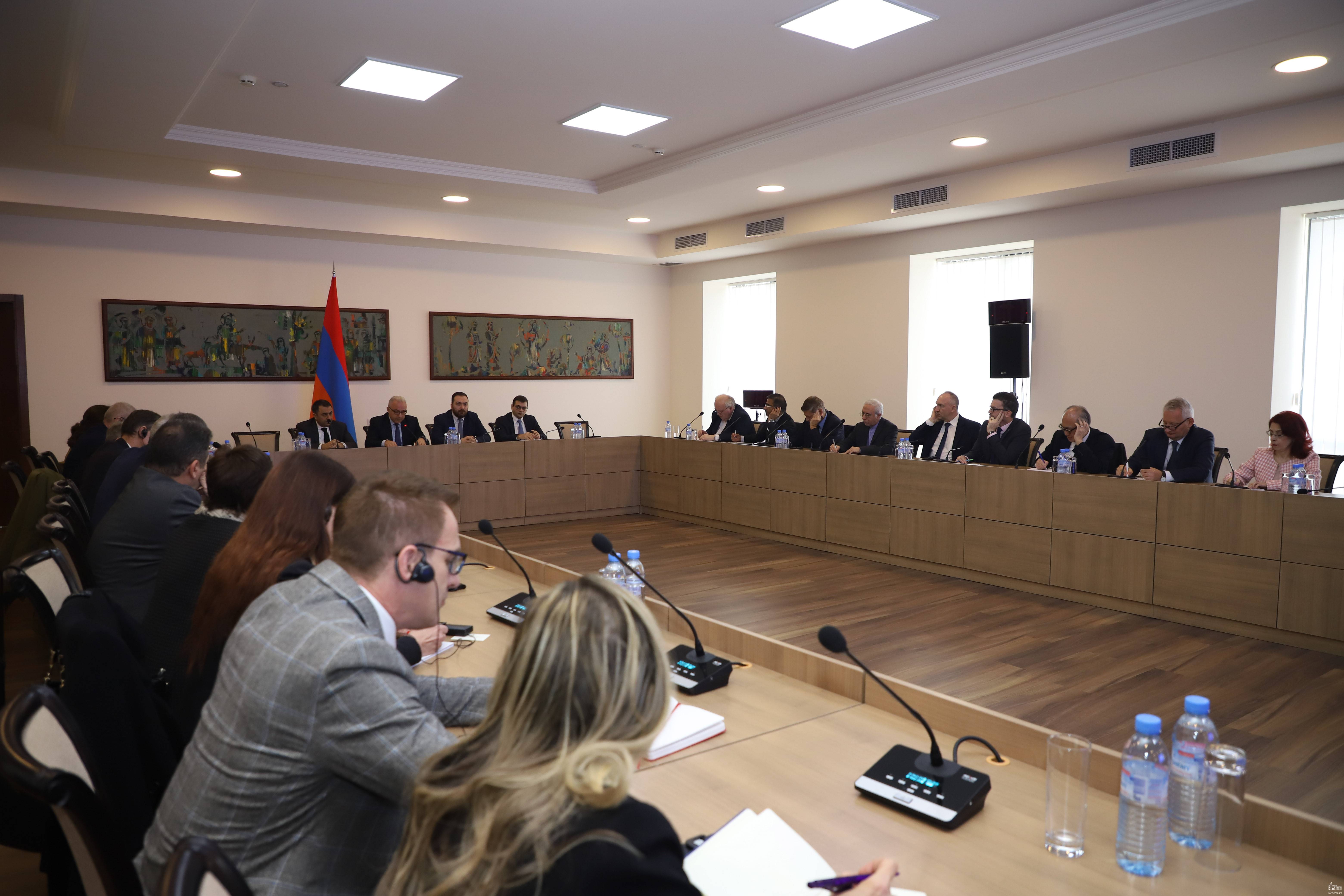 Meeting with the Heads of diplomatic missions, accredited in Armenia ...