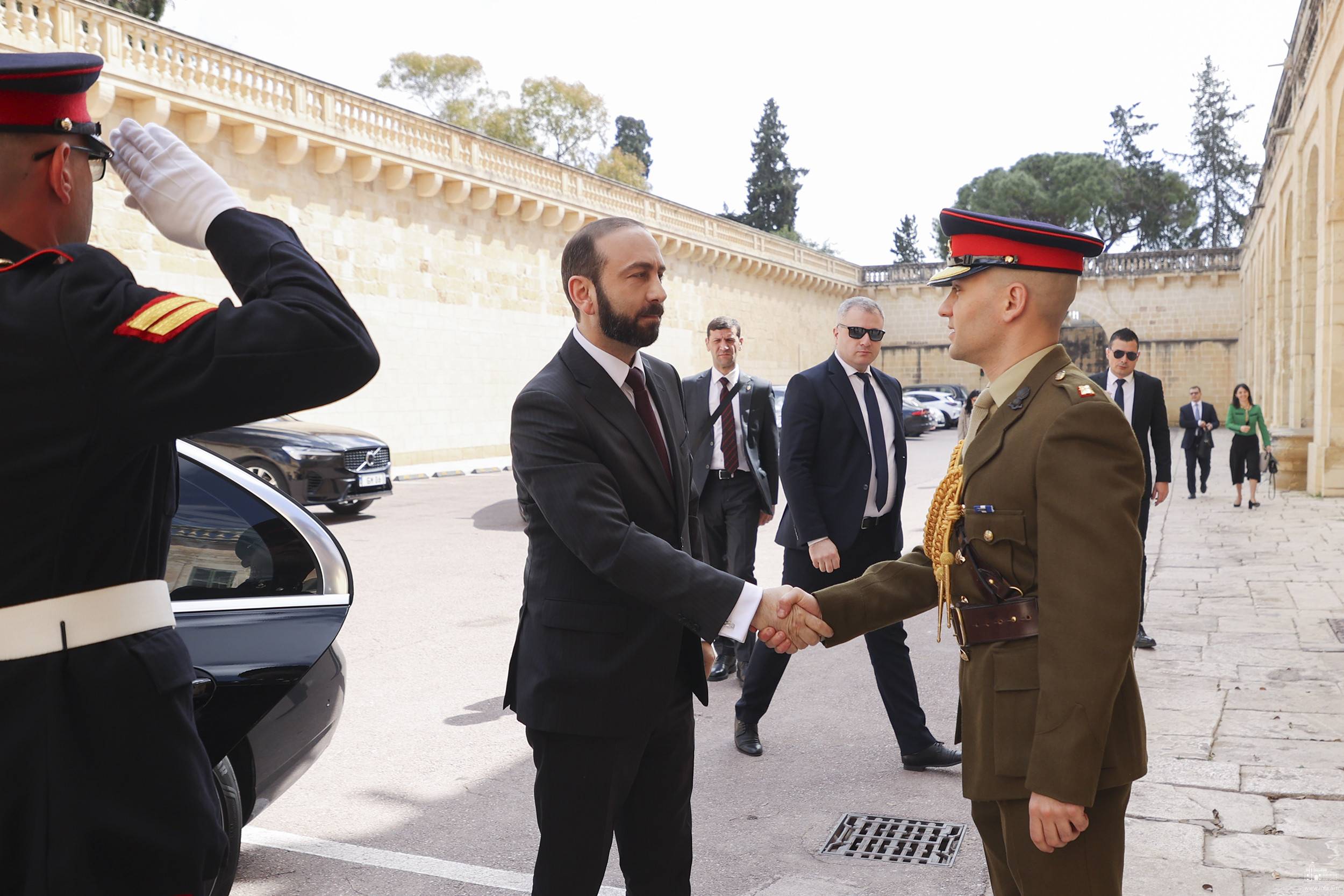 Meeting of the Foreign Minister of Armenia and the President of Malta ...