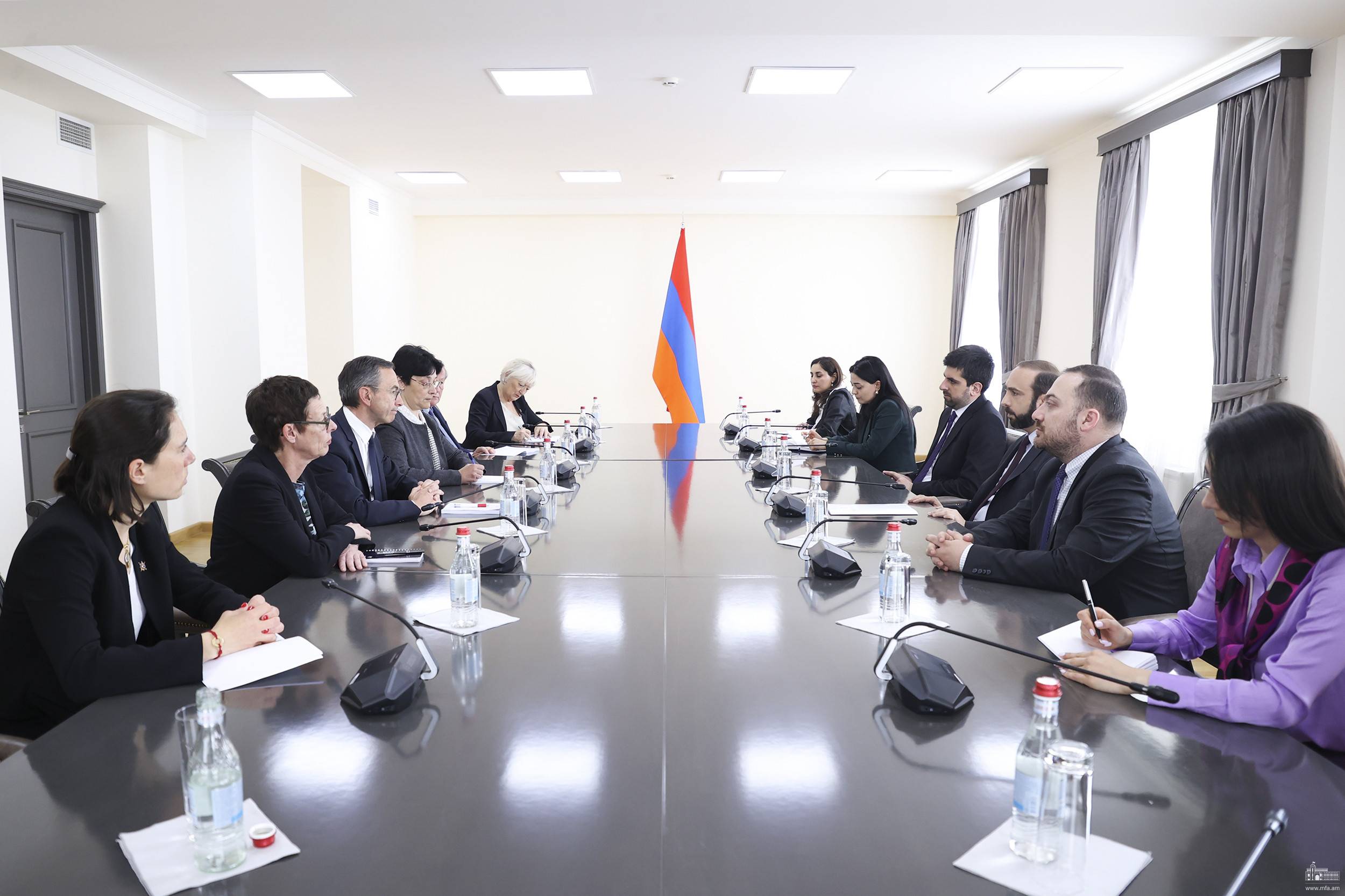Meeting of the Minister of Foreign Affairs of the Republic of Armenia ...