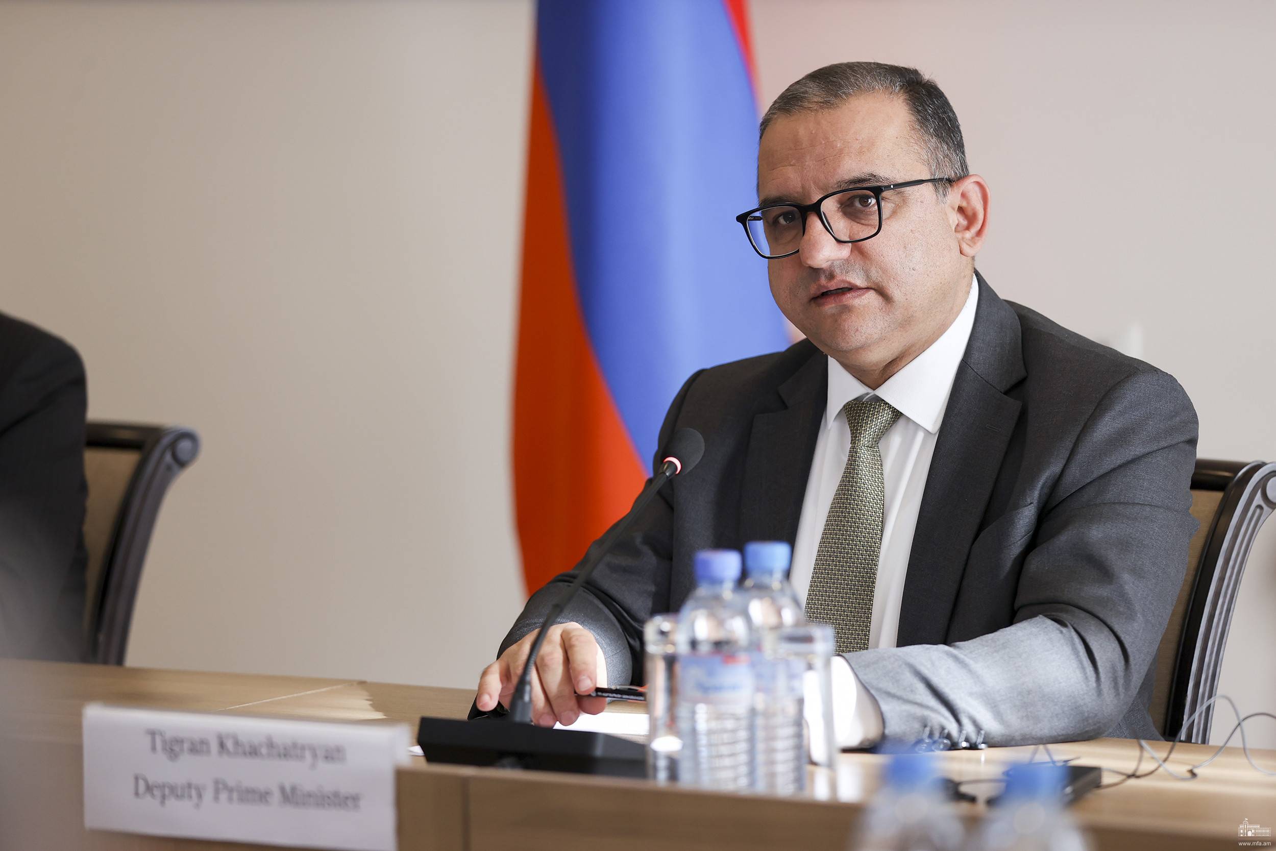 Meeting with heads of diplomatic missions and representatives of ...