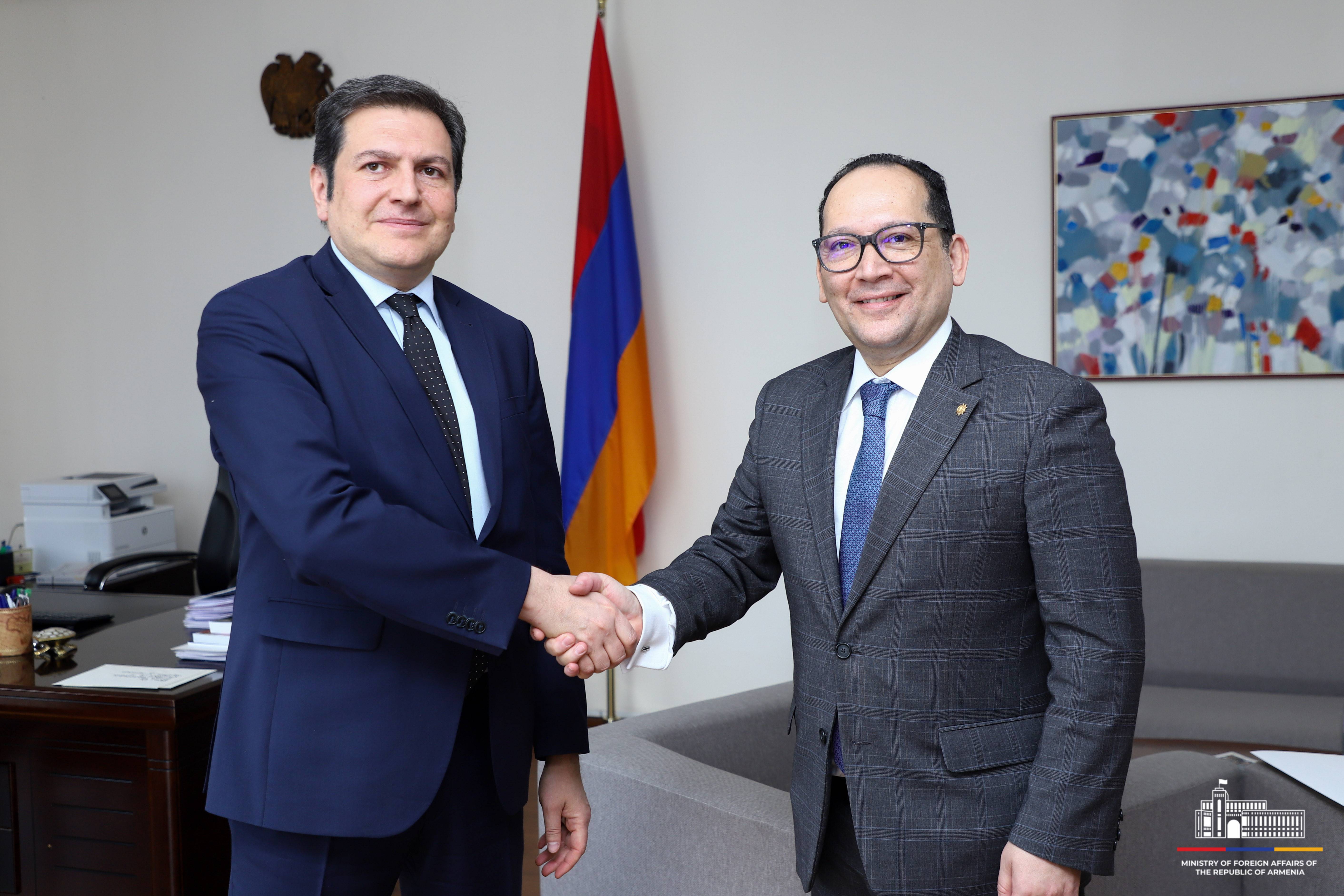 The newly-appointed Ambassador of Colombia handed over the copy of his ...