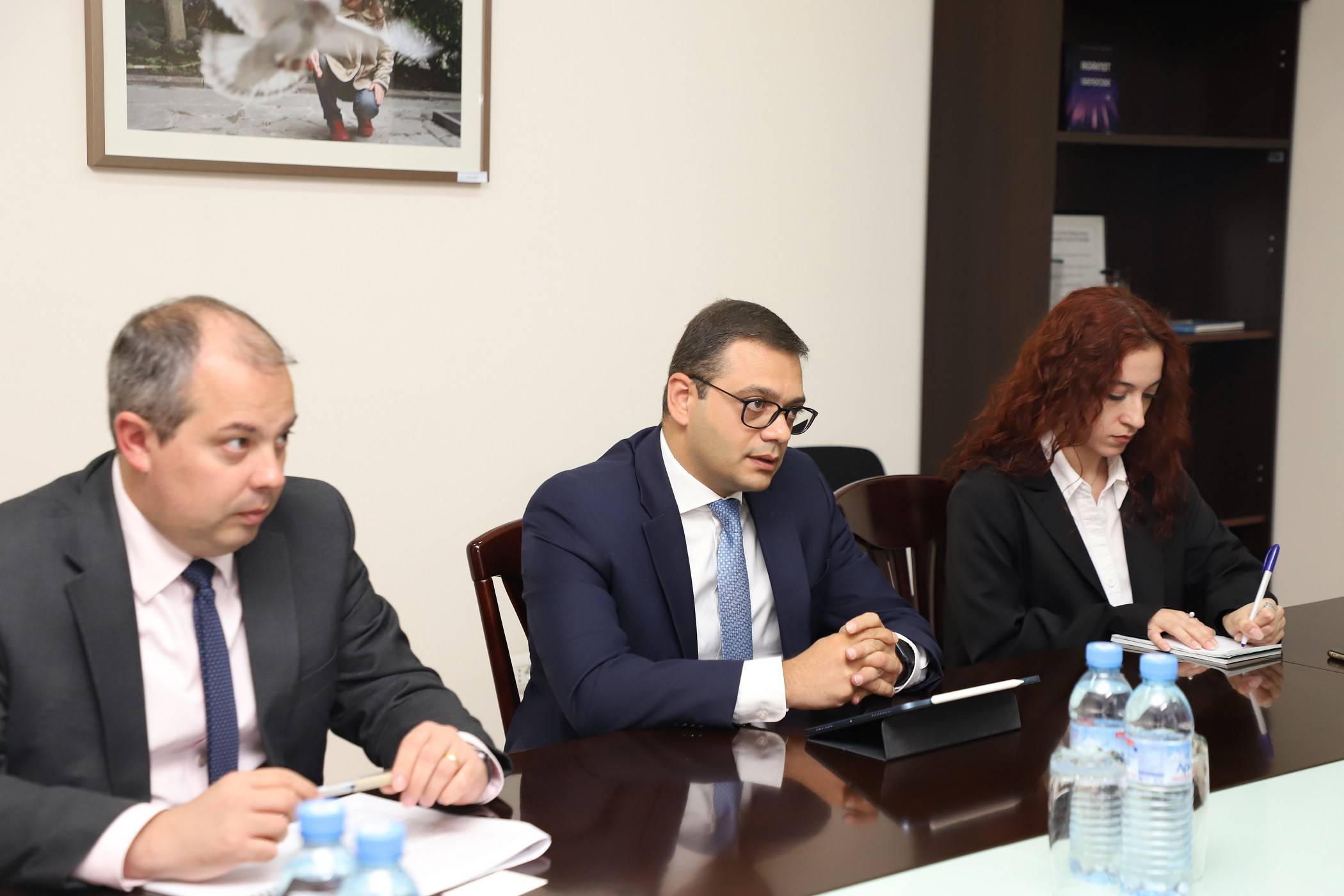Meeting of Deputy Foreign Minister Robert Abisoghomonyan with Regional ...