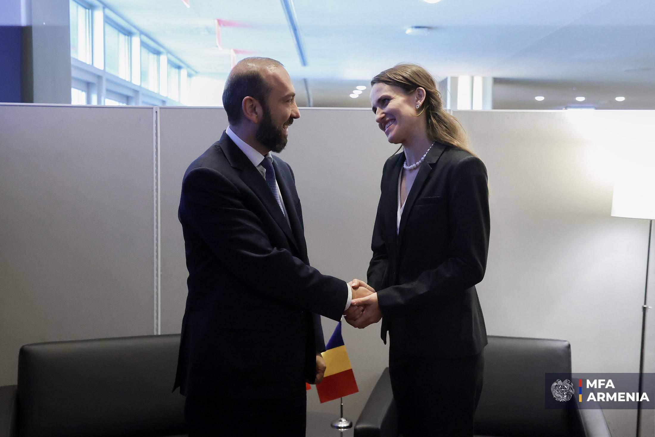Հայաստանի և Ռումինիայի ԱԳ նախարարների հանդիպումը - mfa.am